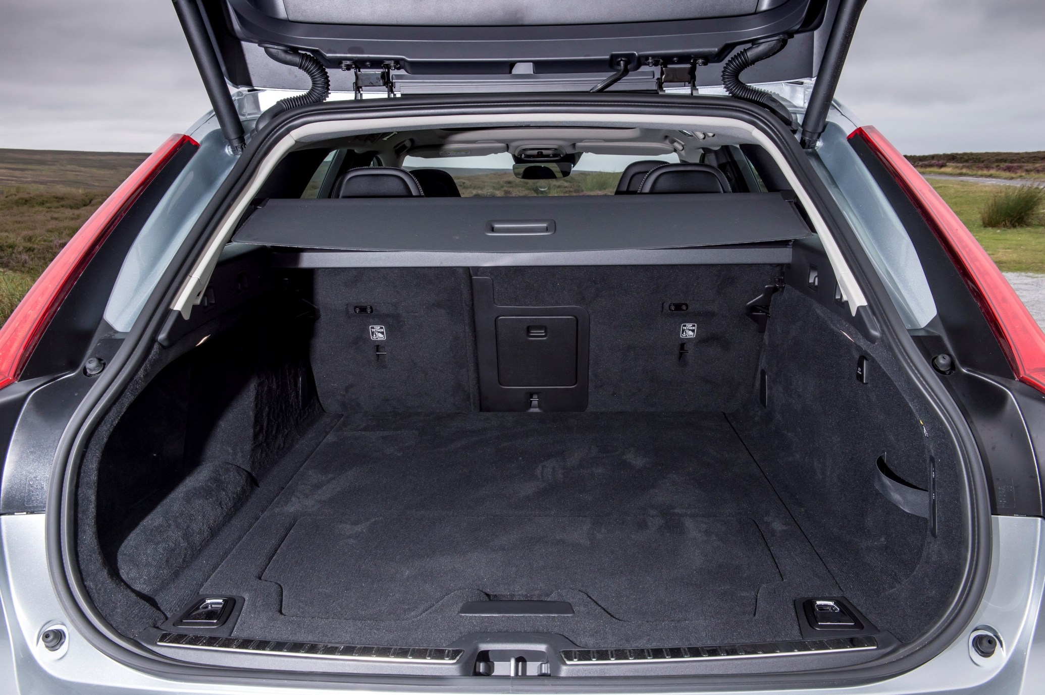 New Volvo V90 Estate Road Test – Wheels Alive