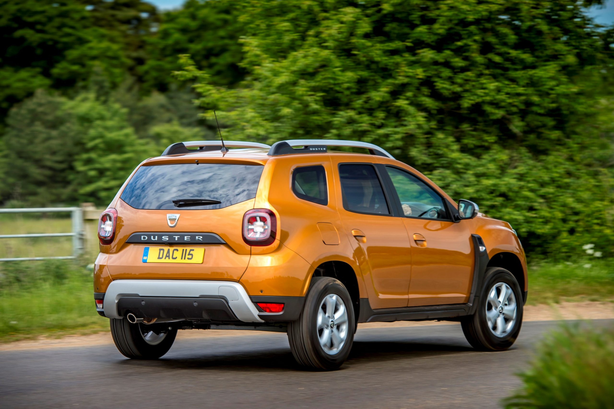 Latest Dacia Duster and Lexus RX450hL – First Impressions – Wheels Alive