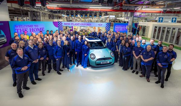 Production of fifth generation MINI Cooper starts at Oxford – Wheels Alive
