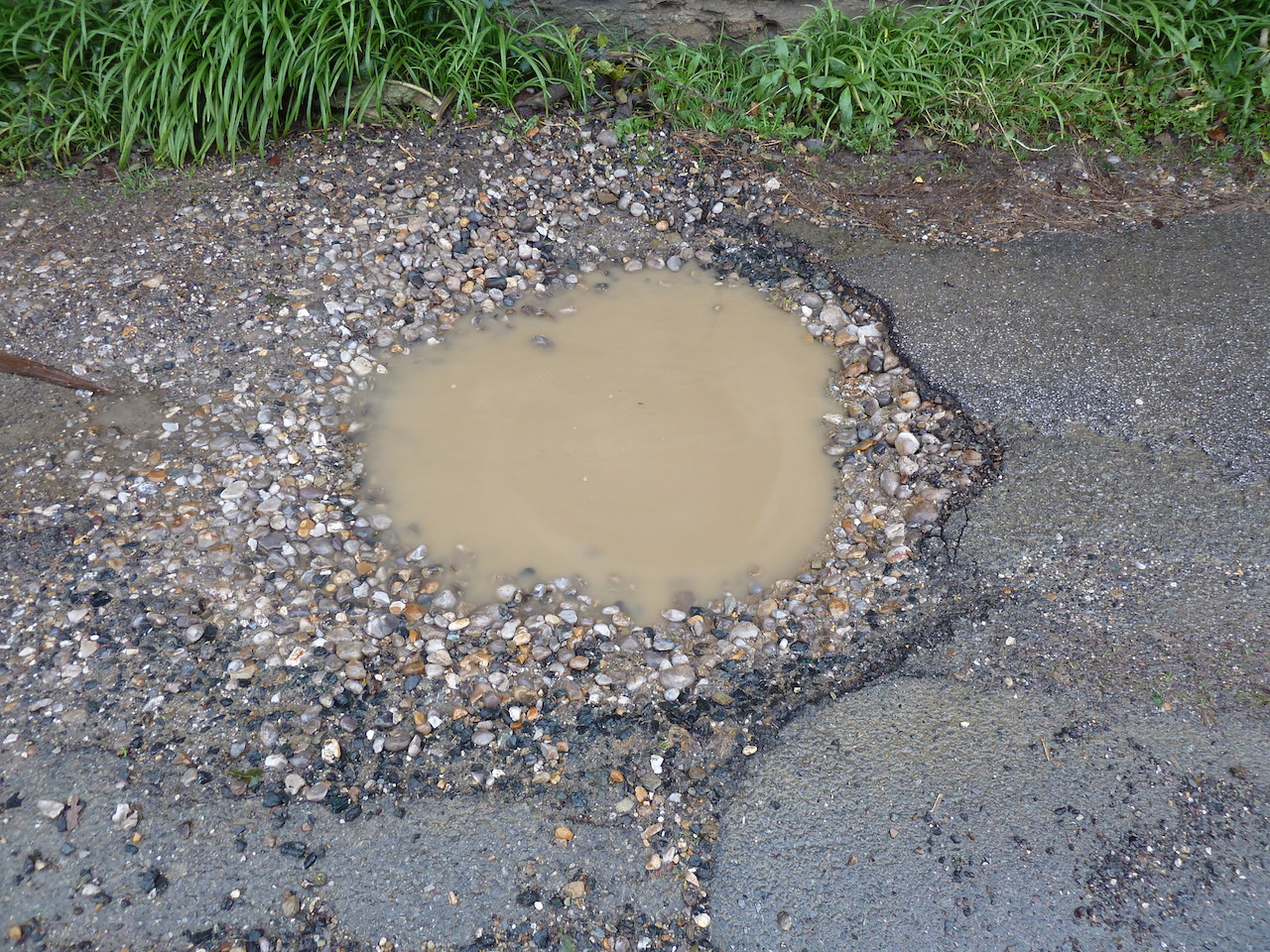 All about potholes – including how to report them to make a claim ...
