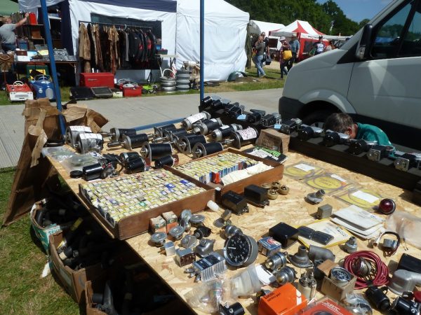 Beaulieu Spring Autojumble 2025 – Sunshine, classics and components ...