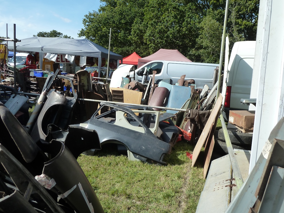 Beaulieu International Autojumble – Happening THIS Saturday and Sunday ...